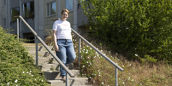 Før var Signe afdelingssekretær, nu er hun ejendomsmester - DAB
